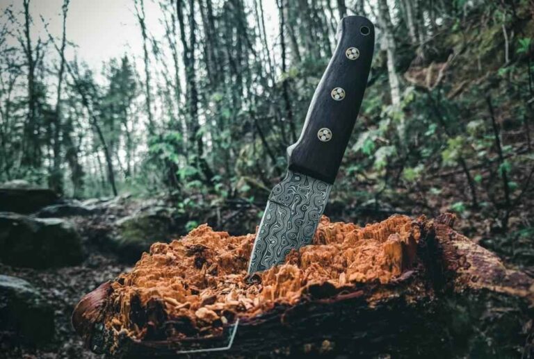 What Is Damascus Steel: Origin, Composition, and Patterns