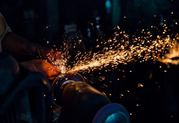 A Detailed Breakdown of N690 Stainless Steel
