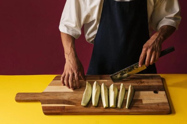 How to Test Knife Sharpness, Rust Resistance, and More