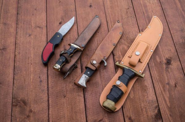 Types of Sheaths: Material, Carrying Method, and Design