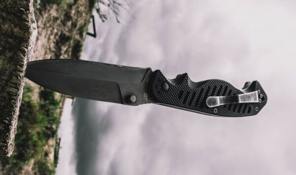 Guide to Pocket Knife Opening Mechanisms and Common Openers