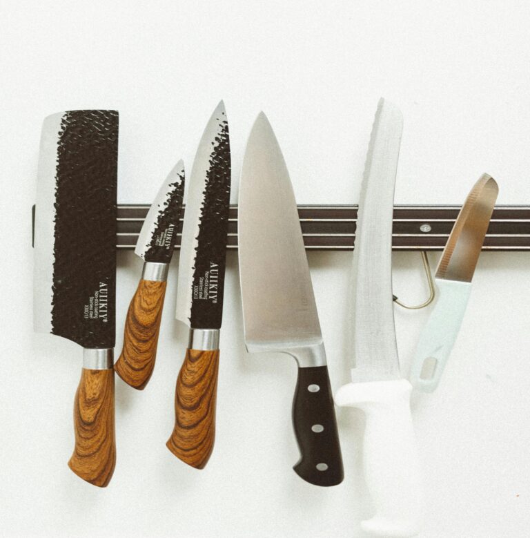 Knife Storage Ideas: Smart Ways to Organize Your Knives in 2025